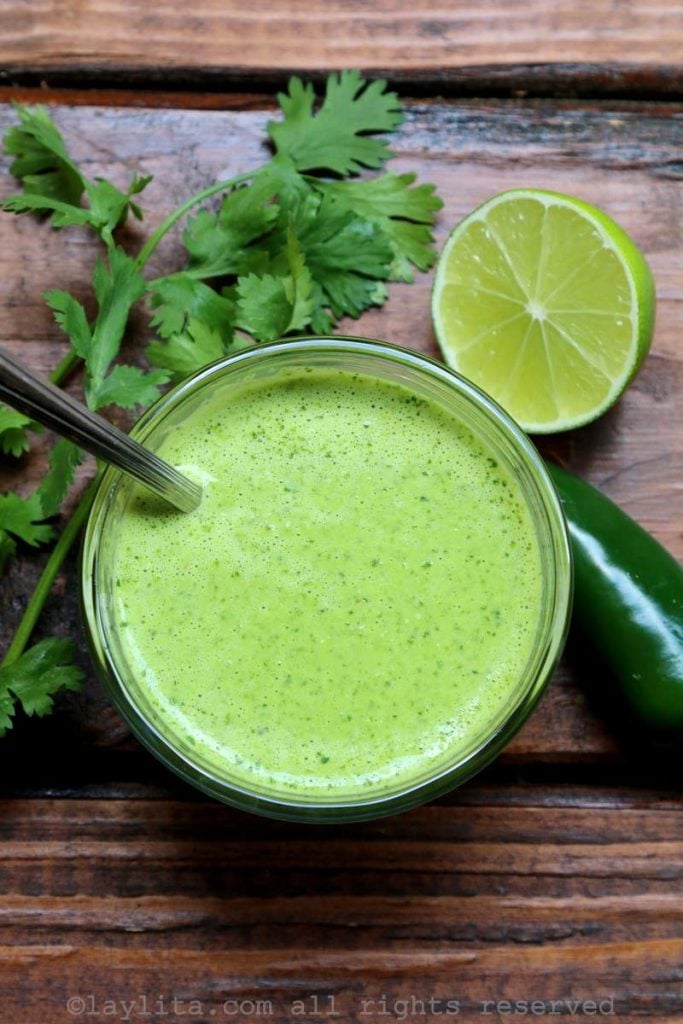 Salsa de limón y cilantro para mariscos y pescado - Recetas de Laylita