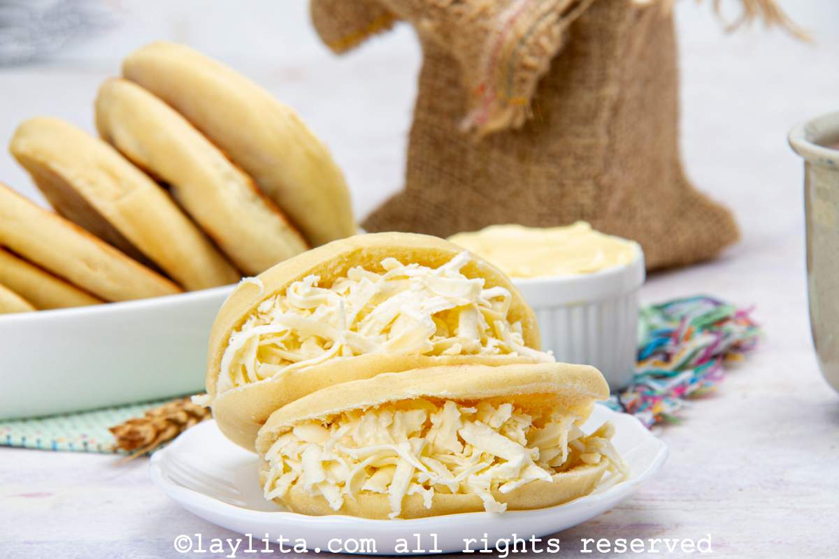 Arepa Andina (Arepas de harina de trigo) | Laylita.com – Recetas de Cocina