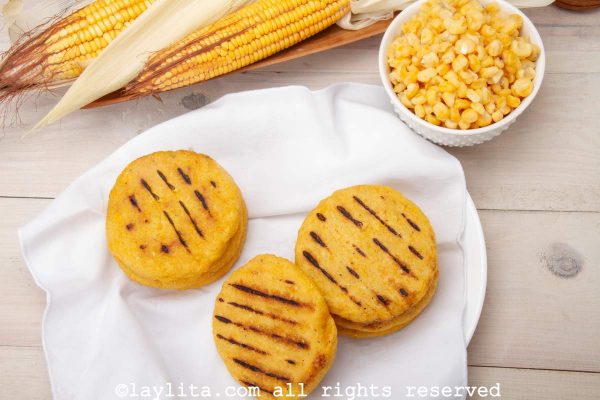 Arepas de maíz pilado | Laylita.com – Recetas de Cocina