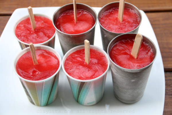 Paletas o helados tricolor de gelatina – Recetas de Laylita