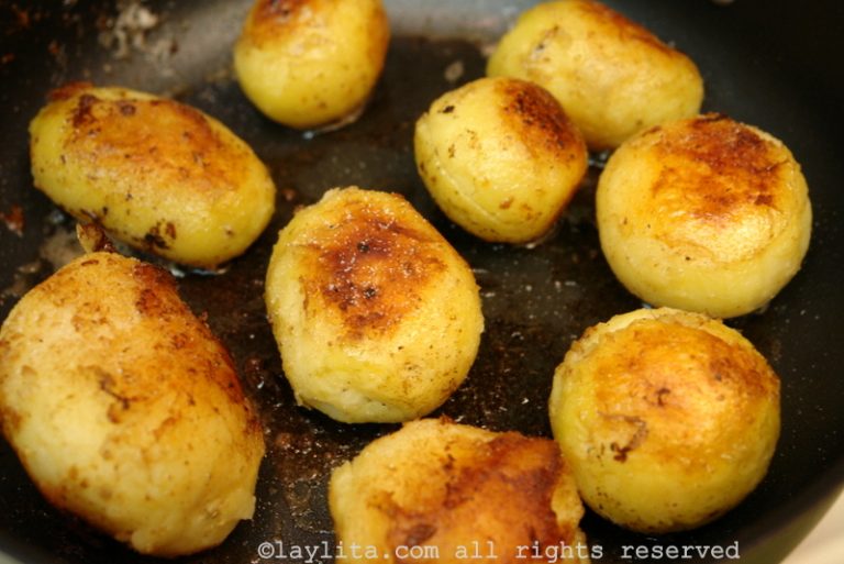 French style potatoes sautéed in butter - Laylita's Recipes