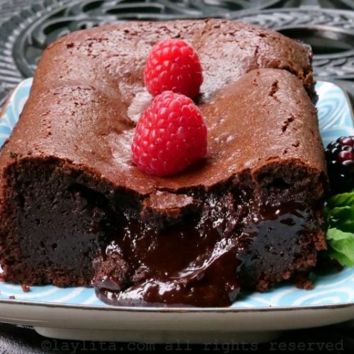 French molten chocolate cake {Moelleux au chocolat} – Laylita's Recipes