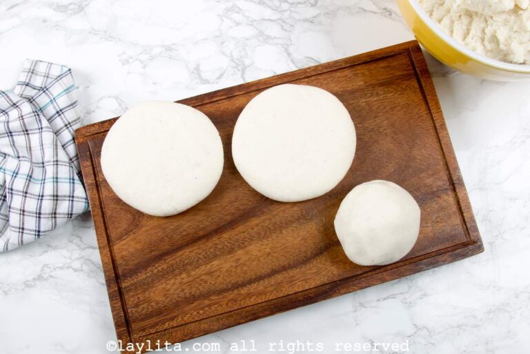 How to Make Arepas – Laylita's Recipes