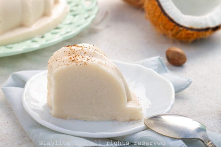 Tembleque – Puerto Rican Coconut Pudding – Laylita's Recipes