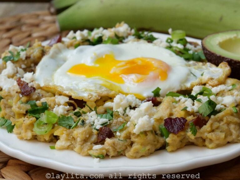 Ecuadorian Tigrillo con Queso (Creamy Green Plantain Mash with Cheese ...