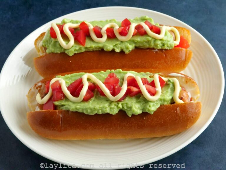 Chilean Completos (Hot dogs with avocado) – Laylita's Recipes