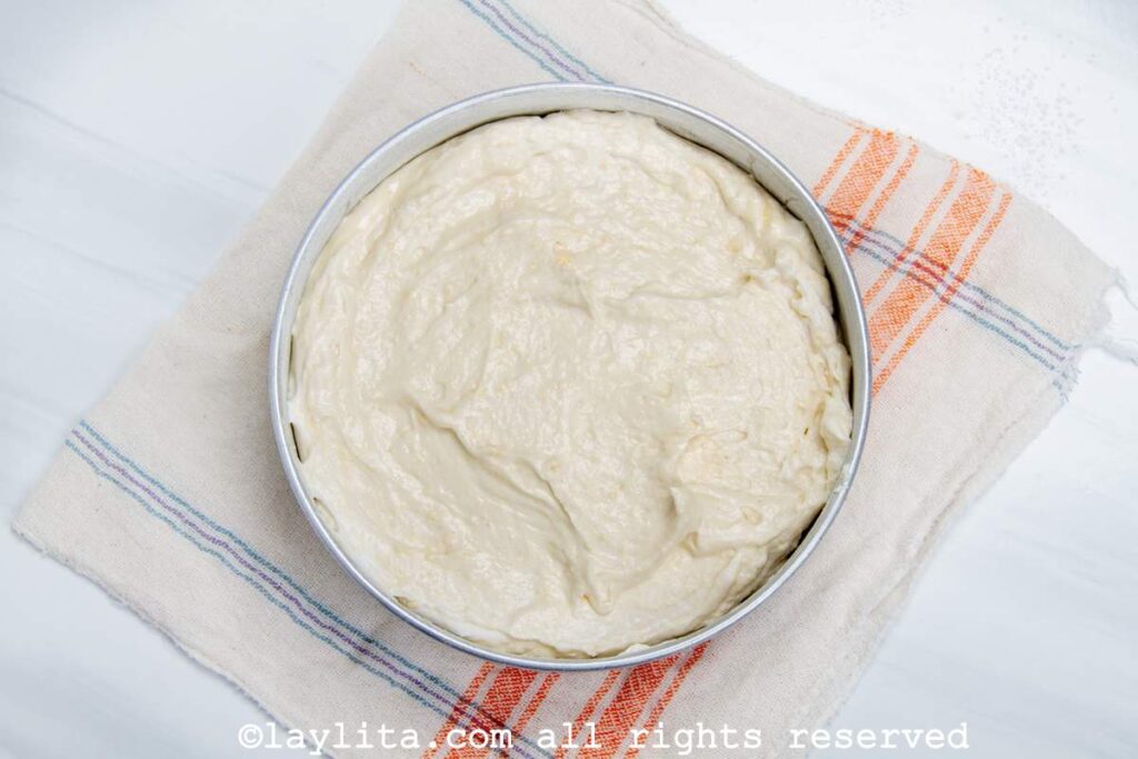 Torta Chajá: Uruguayan cake with layers of meringue, dulce de leche and ...