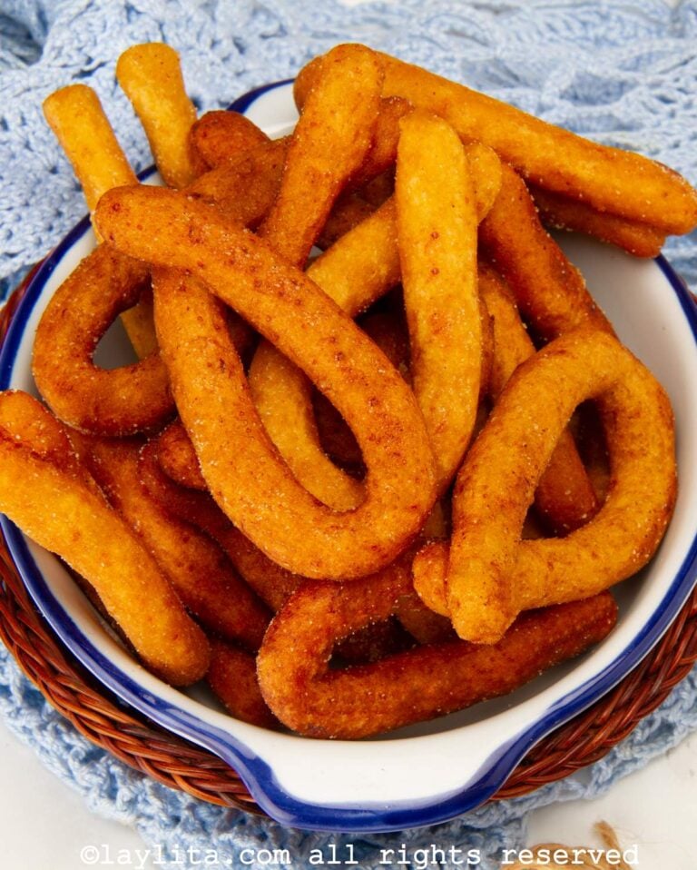 Venezuelan Mandocas (Ripe Plantain and Cornmeal Fritters) – Laylita's ...