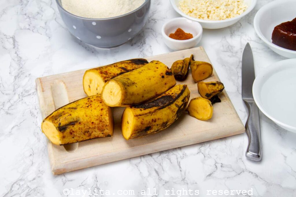 Venezuelan Mandocas (Ripe Plantain and Cornmeal Fritters) – Laylita's ...