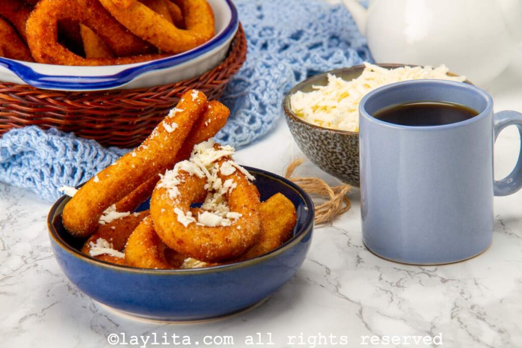 Venezuelan Mandocas (Ripe Plantain and Cornmeal Fritters) – Laylita's ...