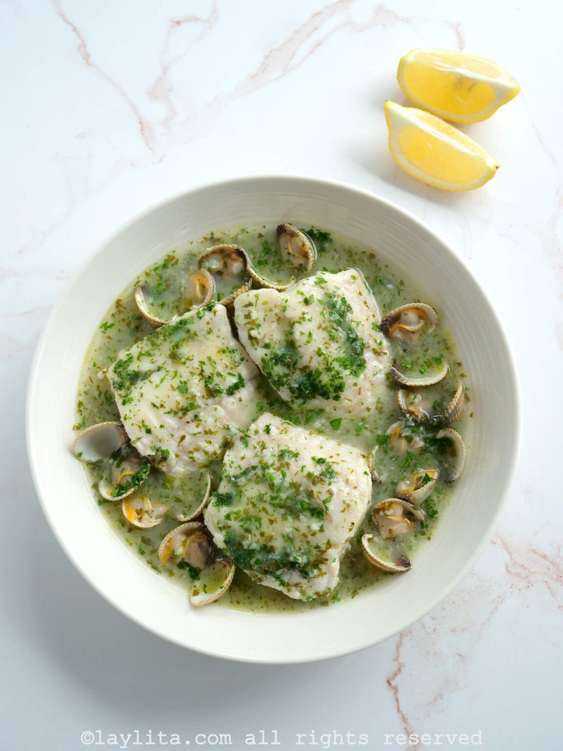Pescado en Salsa Verde (Fish in Green Sauce) – Laylita's Recipes